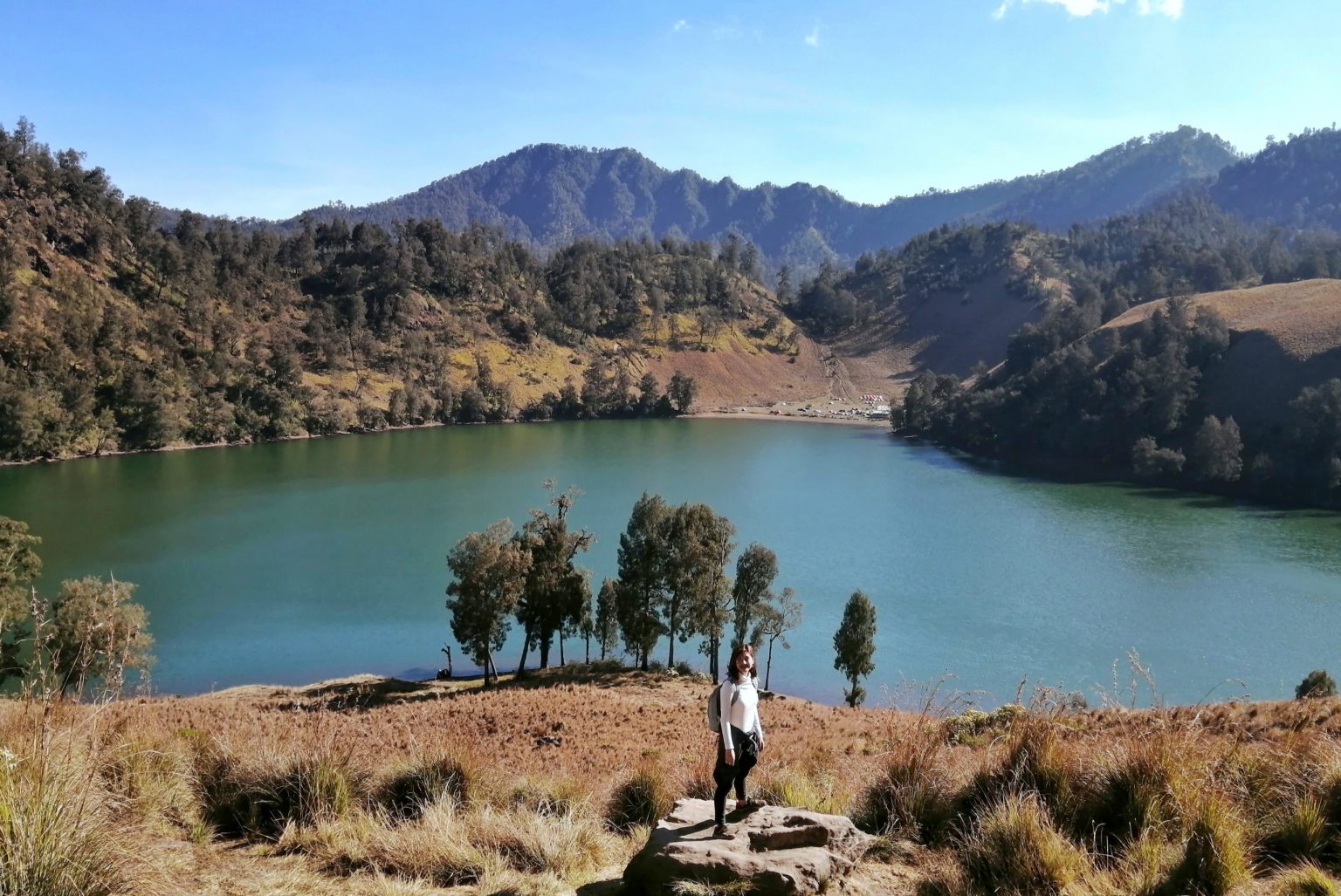 Ranu Kumbolo : Danau Indah Di Kaki Gunung Semeru - Pergi2 Terus